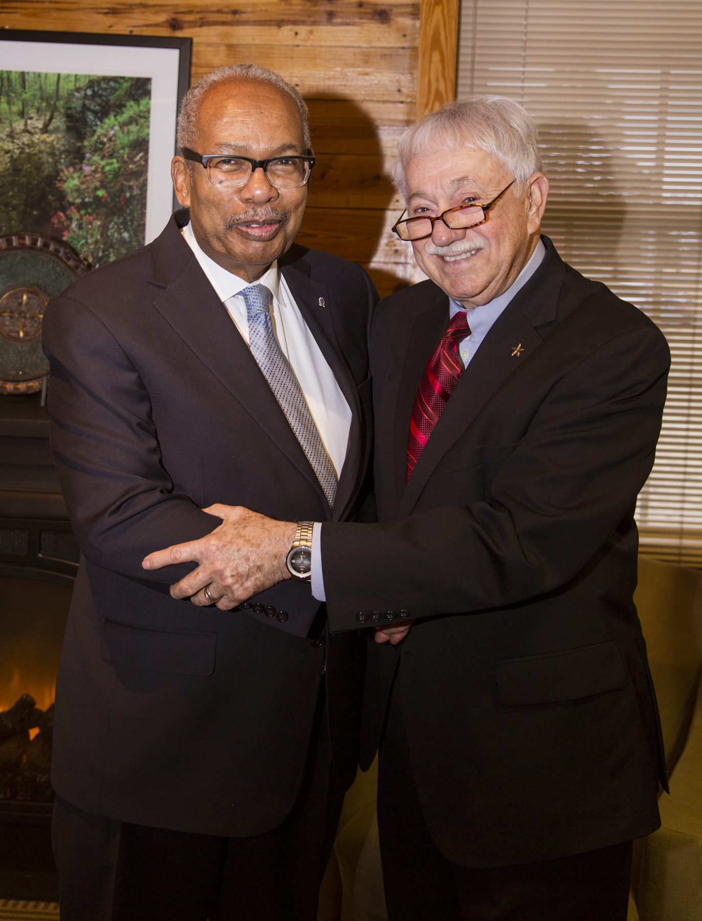 Student, guardsman meet 57 years after Little Rock Central ...