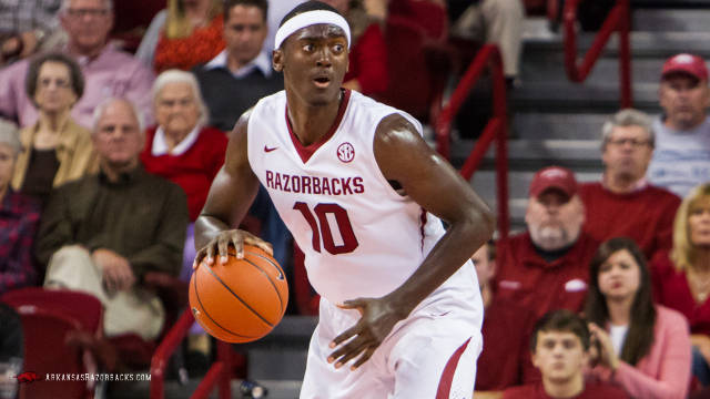 Razorback basketball announces 2014-15 schedule | thv11.com