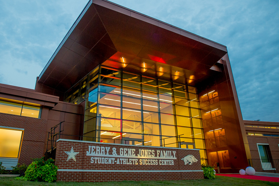 Sedberry named Assistant Athletic Director at U of A | thv11.com