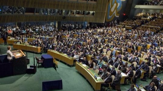 175 nations sign historic Paris climate deal on Earth Day | wtsp.com