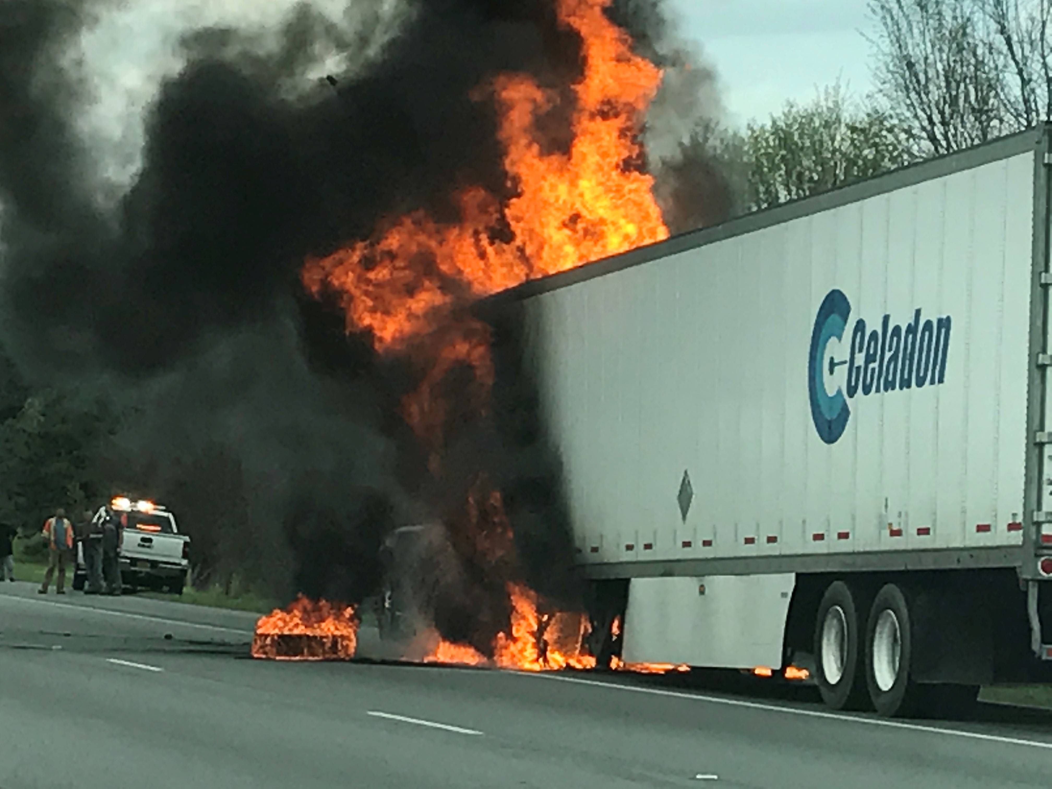 Truck fire causes I-40 westbound near Maumelle to close temporarily ...