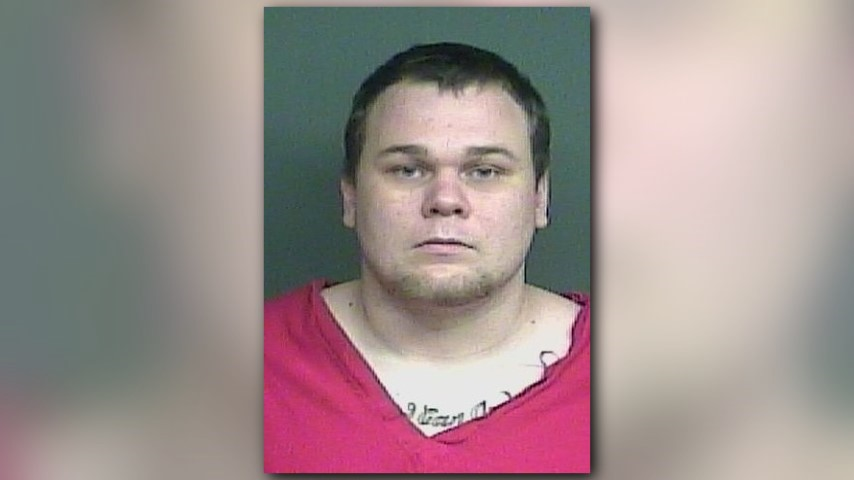 Arkansas man arrested after fleeing from police, abandoning child ...