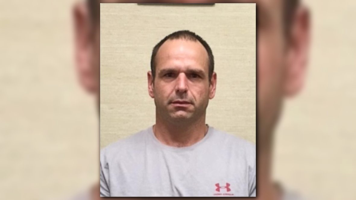 Arkansas authorities searching for white supremacist with violent ...